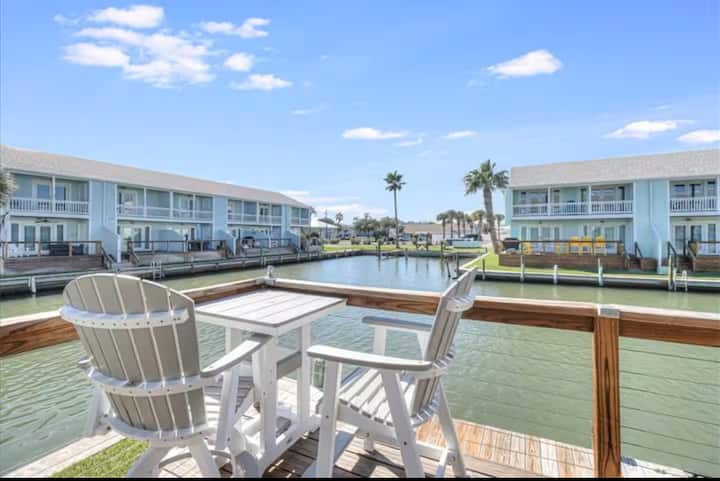 Reel Escape Condo In Key Allegro, Rockport, Texas - Rockport, TX
