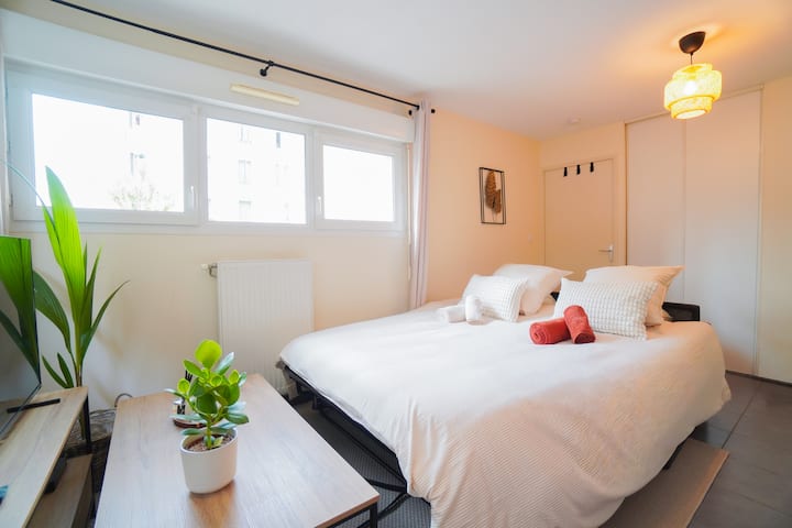 Studio Moderne Tram 5 Min Part-dieu Wifi - Villeurbanne