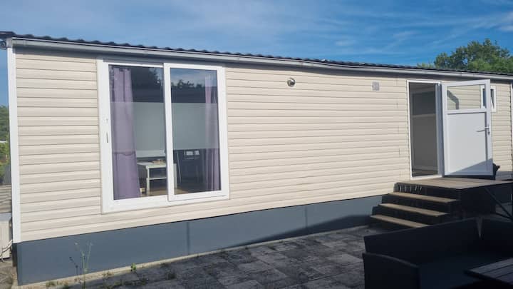 Chalet Te Huur Hoorn 3 Km Vanaf Stads Strand. - Hoorn