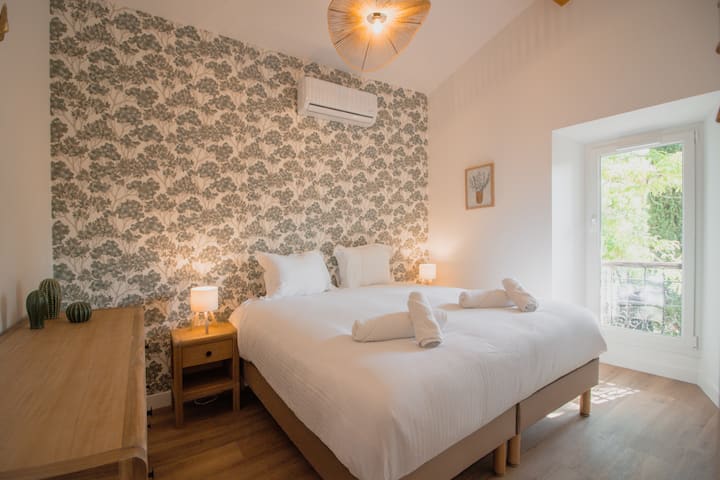 Villa Rénovée Avec Piscine - Proche Aix/marseille - Rognac