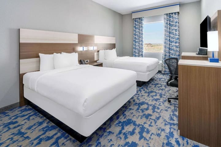 2 Queen | Baymont Carlsbad | Near The Caverns - Carlsbad, NM