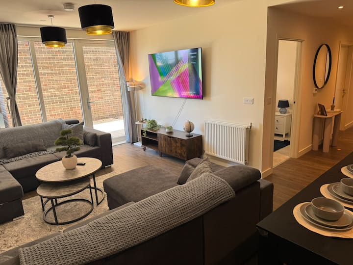 Harrow 3 Bed Apt Sleeps 10 Pool Table Near Wembley - Watford