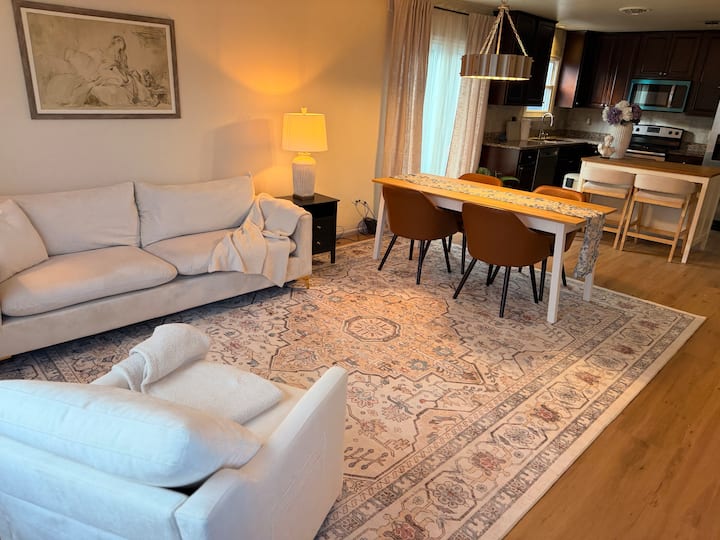 Modern 3 Bedroom Retreat - Virginia Beach, VA