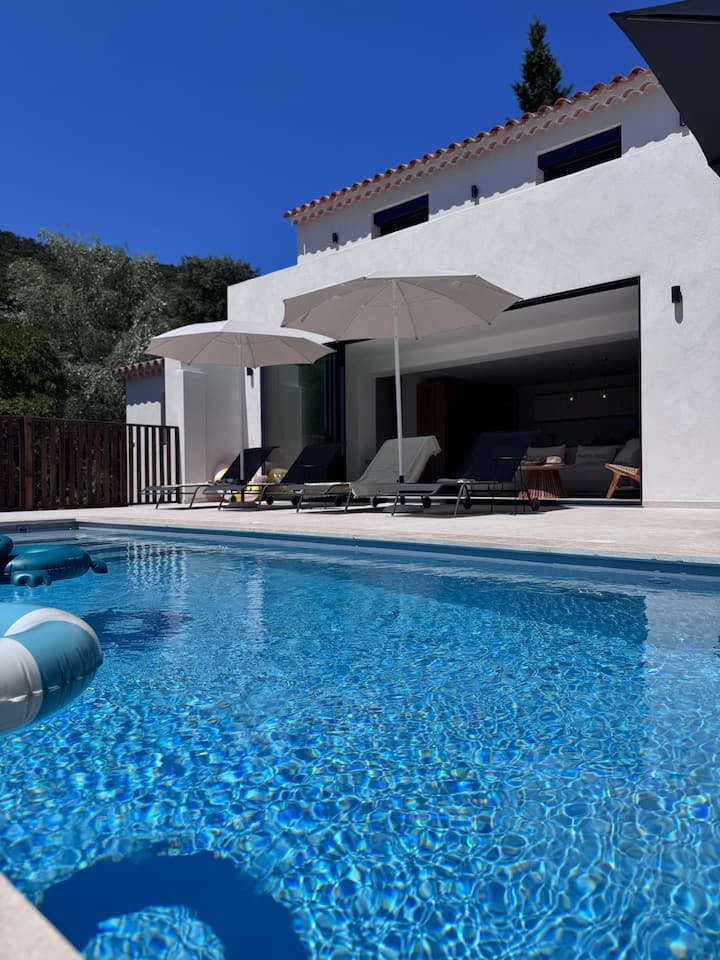 Villa Vue Mer · Piscine · 5 Ch · Golfe St-tropez - Cavalaire-sur-Mer