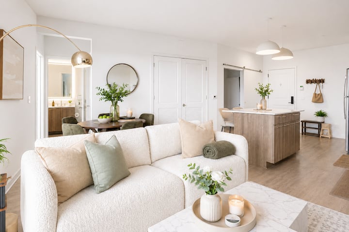 Family Suite/king Bed+free Parking/mins To Dc - Arlington, VA