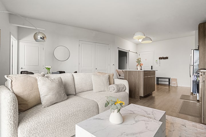 Family Suite/king Bed+free Parking/mins To Dc - Arlington, VA