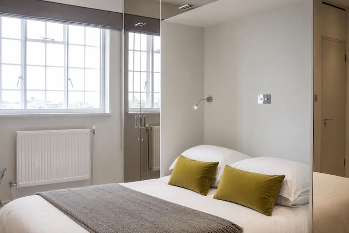 Tranquil Small Studio In Chelsea - Chelsea