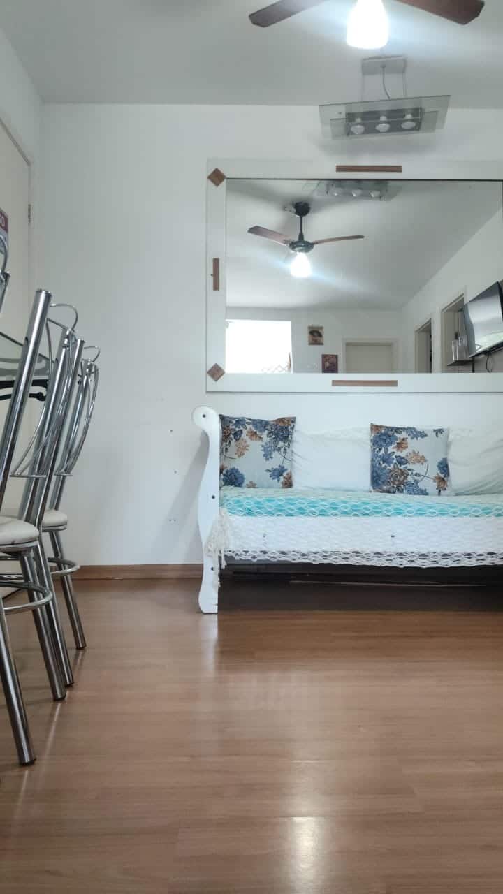 Apartamento Condomínio Piscina Garagem E Portar - Juiz de Fora
