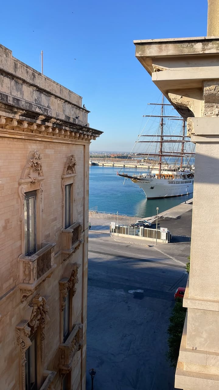 303 Garibaldi Tra Mare E Mare - Trapani