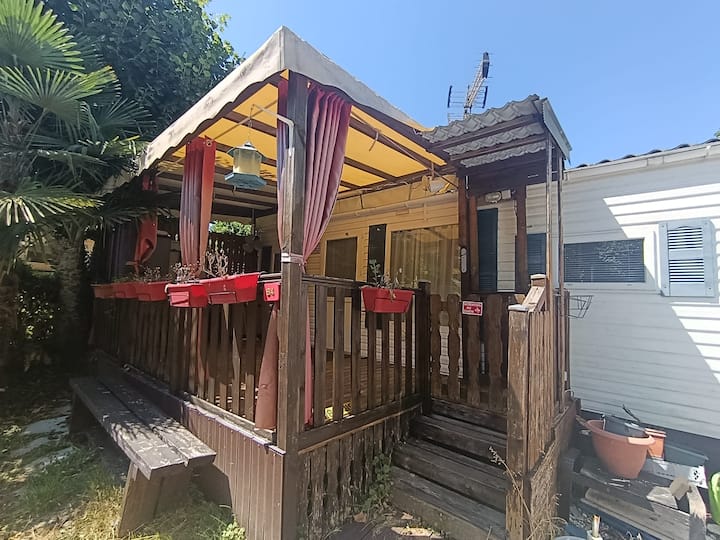 Camping Familial - Lac d'Aiguebelette
