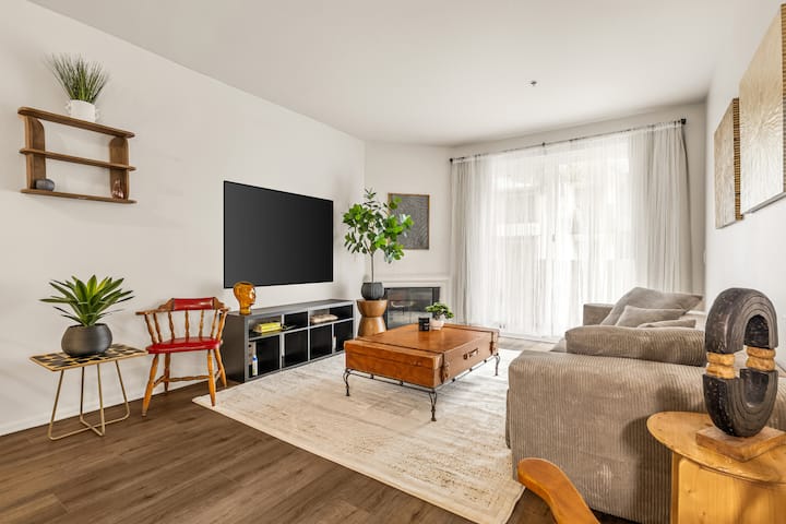Cozy 1bd Apartment | Center Of Mdr | Pool&parking - Marina del Rey, CA
