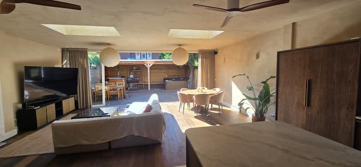 Karaktervolle Woning Nabij Duinen En Binnenstad! - Heemstede