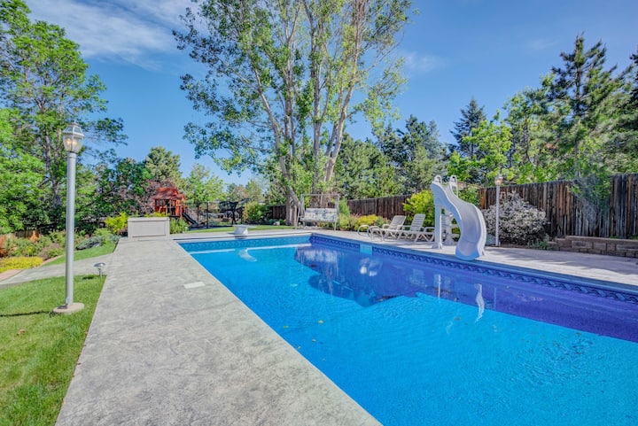 Deep Blue! Gameroom, Playground & Seasonal Pool - Colorado Springs, CO
