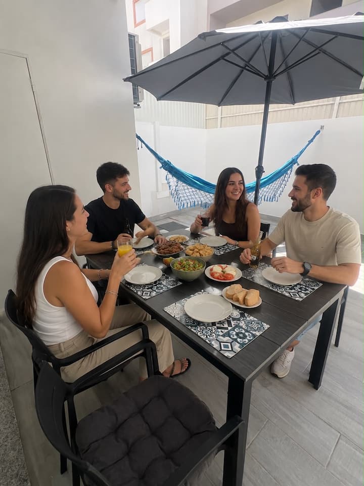 Apartamento Moderno Junto à Praia De Quarteira - Quarteira