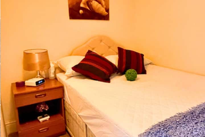 Apartment Sleeps 6 With In Kilburn Lane - Londres