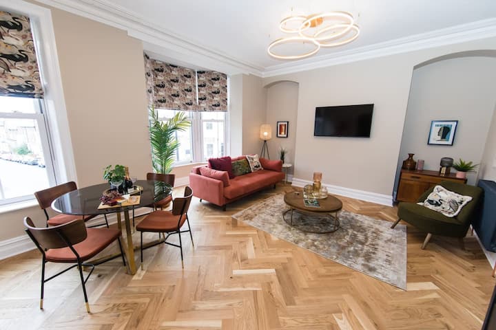The Lapwing Suite At Salt House Apartments - Whitby, UK