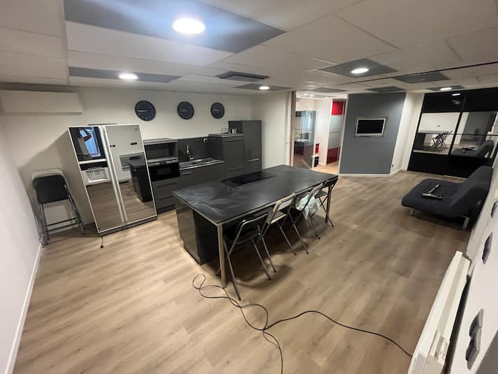 Superbe Appartement Spacieux Et Confortable - Le Luc