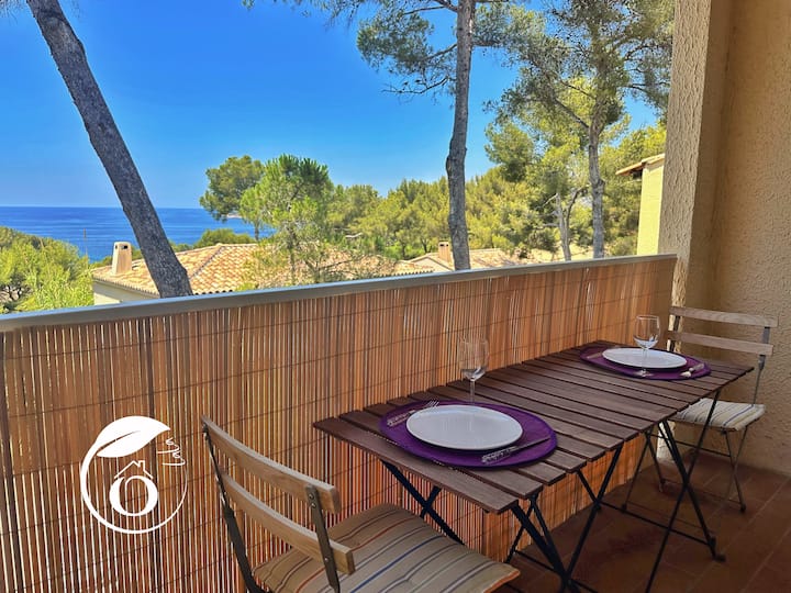 Vue Mer, Plage à 300m, Parking Privé, Idéal Couple - Le Beausset