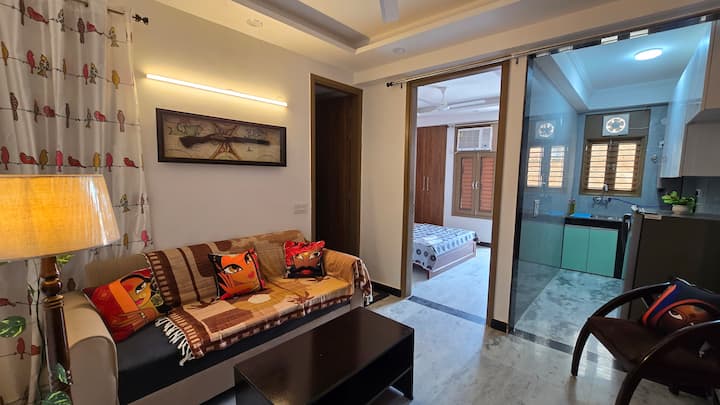 Boutique 402 | 1bhk In Heart Of Saket - Delhi