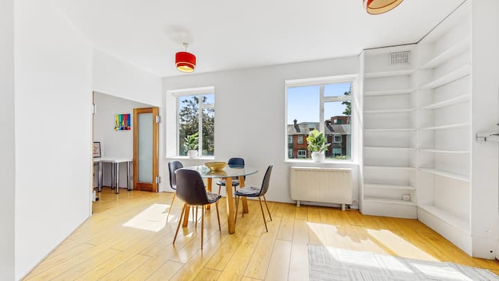 Designer Apartment In Vibrant Harold's Cross - Bray