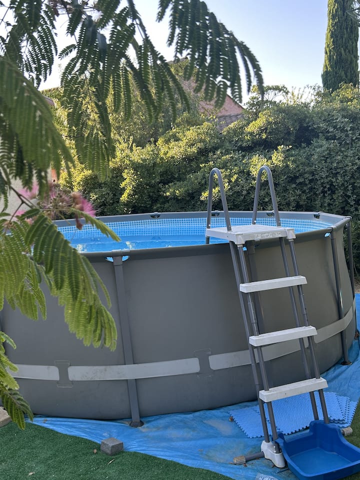 Maison Dans Joli Village Au Bord De L'hérault - Pézenas