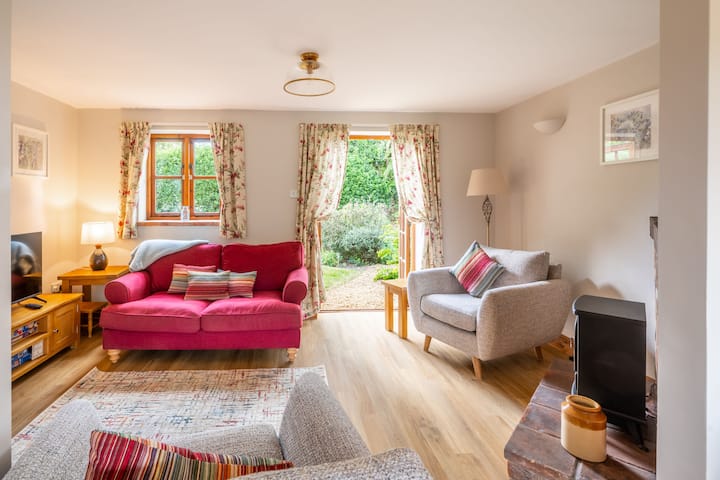 Acorn House - Holt