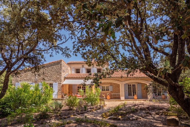 La Maison Aux Volets Bleus Calme à Bonnieux - Roussillon
