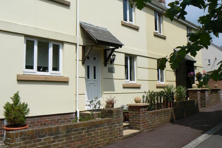 3 Bed In Bridport (Oc-b45261) - Burton Bradstock