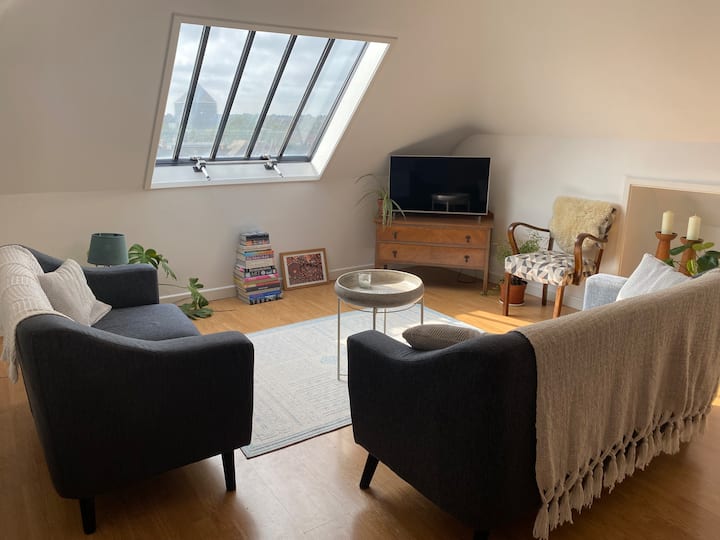 Gorgeous Penthouse In The Heart Of Canterbury - Canterbury