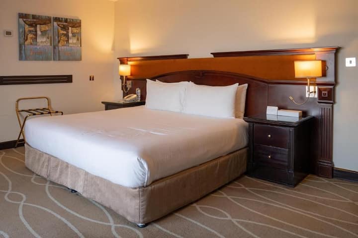 One Bedroom Executive Suite Near Al Saharia Club - Al Ain