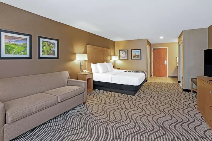 1br King | La Quinta Coeur Dalene | Silverwood - Coeur d'Alene, ID