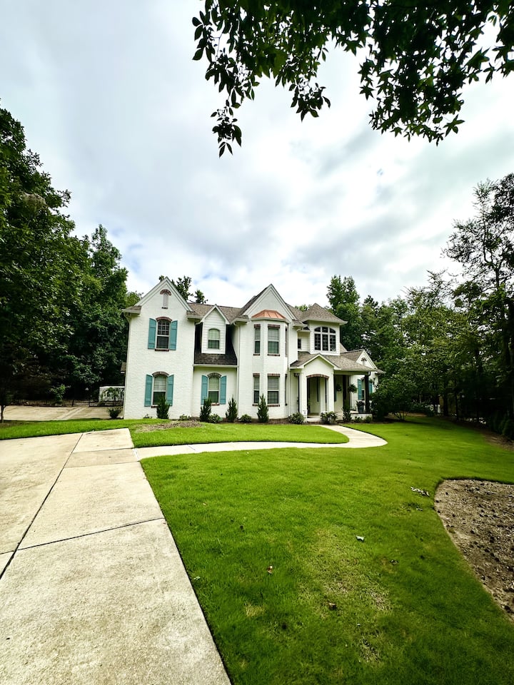 Oxford Home | Close To Campus | Pool - Oxford, MS