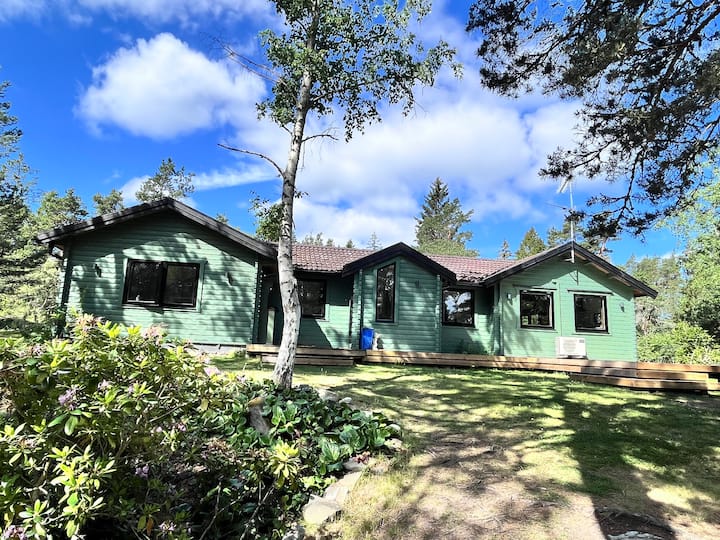 Modern Archipelago Escape | 30 Min Stockholm - Nacka