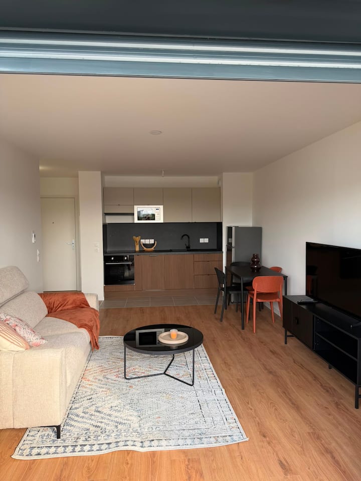 T2 4 Pers Avec Balcon Paris & Disneyland Rer A - Villiers-sur-Marne