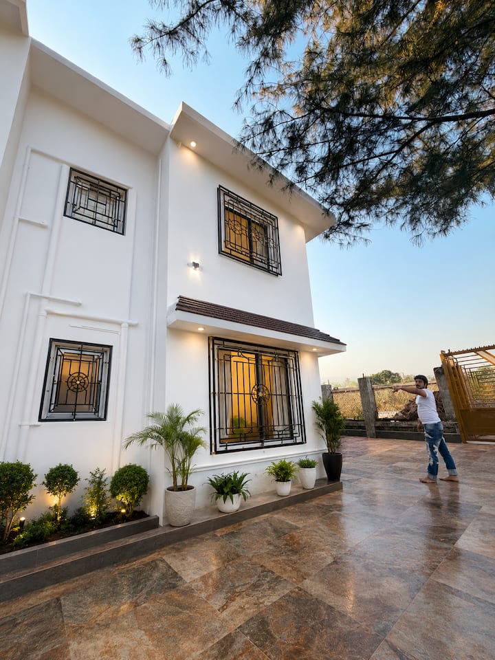The Perfect Destination To Relax, Detox & Luxury. - Matheran