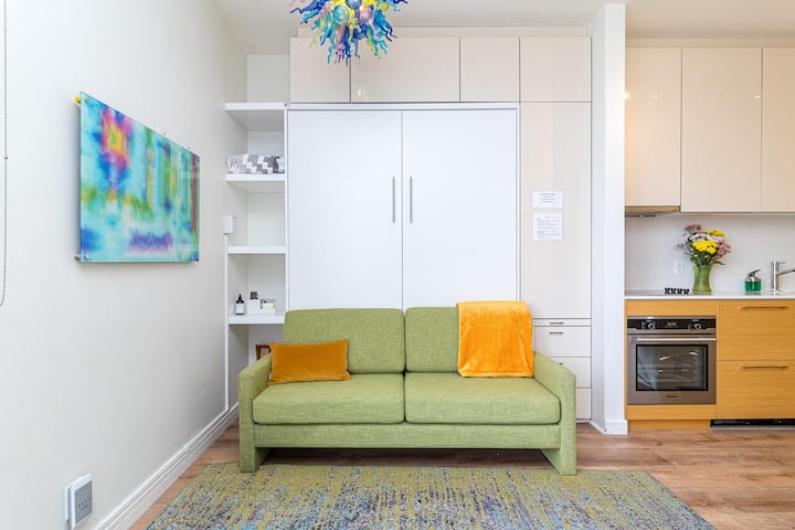 New New New: Urban Bliss Loft - Victoria