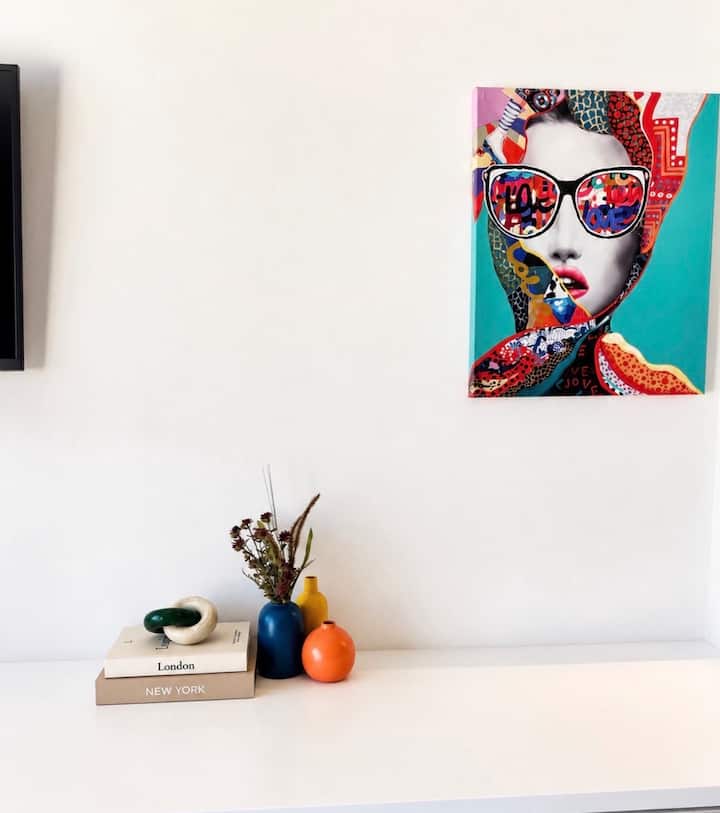 Cozy Corner Studio | Free Parking | Free Wi-fi - Los Angeles, CA