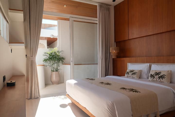 Resort-junior Suite Villa · One Min To Echo Beach. - Indonesia