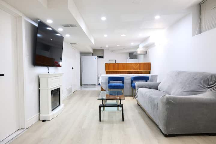 Modern & Spacious 1-bedroom Basement Suite - Ajax