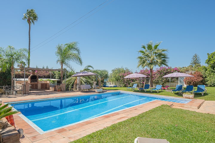 Villa Marbella 8p, Piscine Chauffée Proche Plage - Marbella