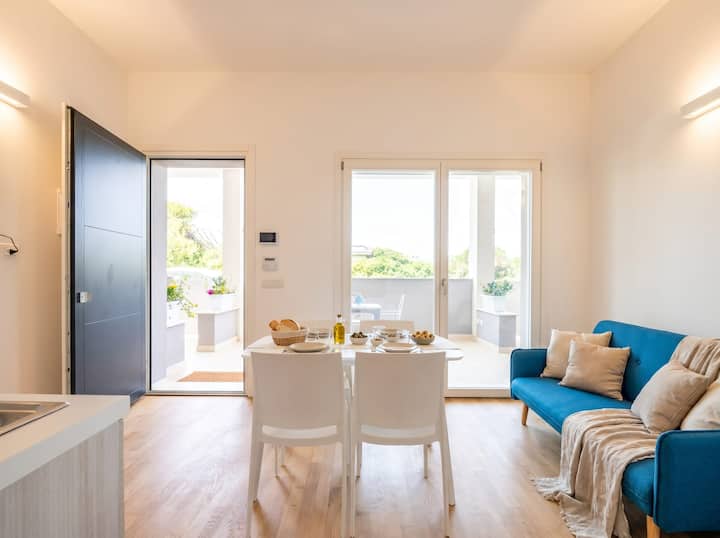 Maison Aurora Modern Beachfront Home - Bari
