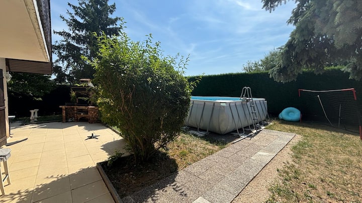 Villa Piscine (Hors Sol) à 10 Min Du Lac  9 Pers - Sciez