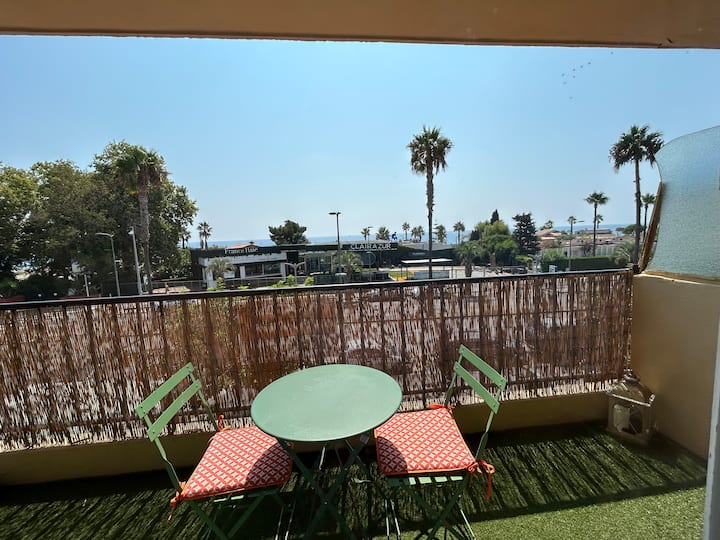 Magnifique Appartement Front De Mer Plein Centre - Villeneuve-Loubet
