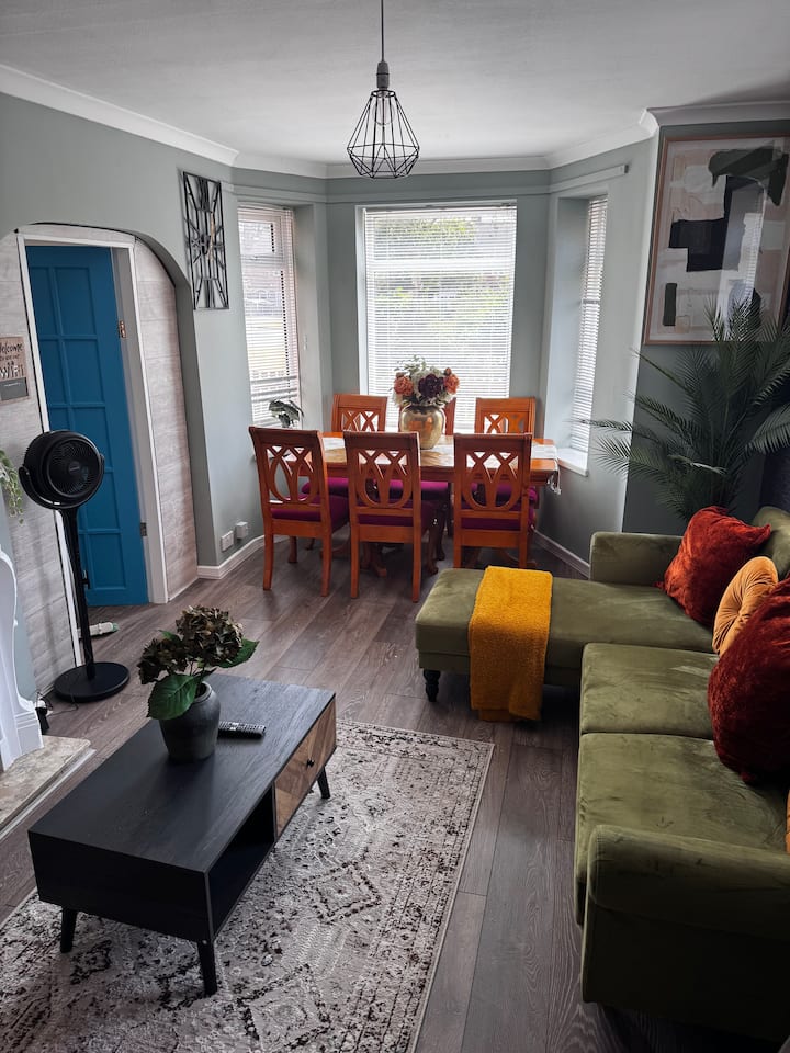 3br Home | Sleeps7 | Near Bhx Nec & Hs2 Newly Reno - Solihull