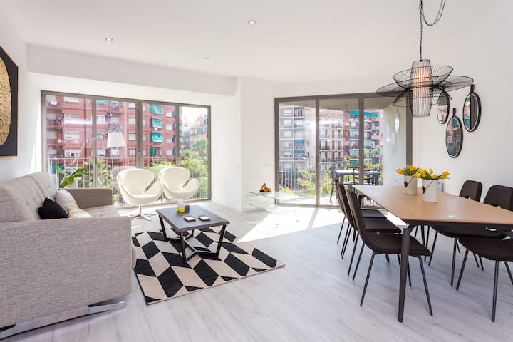 Flat With Pool And Parking In Eixample - Badalona