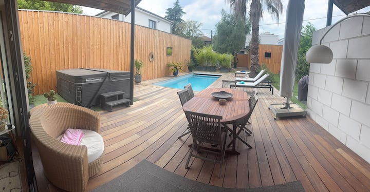 Havre De Paix Piscine Chauff Jacuzzi Gd Jardin - Bordeaux