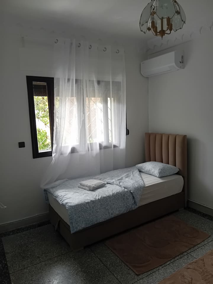 Villa Familiale à Tanger, 5 Min Markala Et Centre - Tangier, Morocco