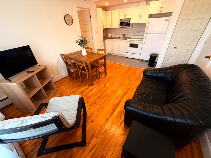 Chic Petit Logement Tout éQuipé Près De Tout! - Quebec City
