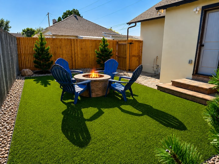 New Private Home+yard | Fire Pit, Bbq, Fast Wi-fi - Pueblo, CO
