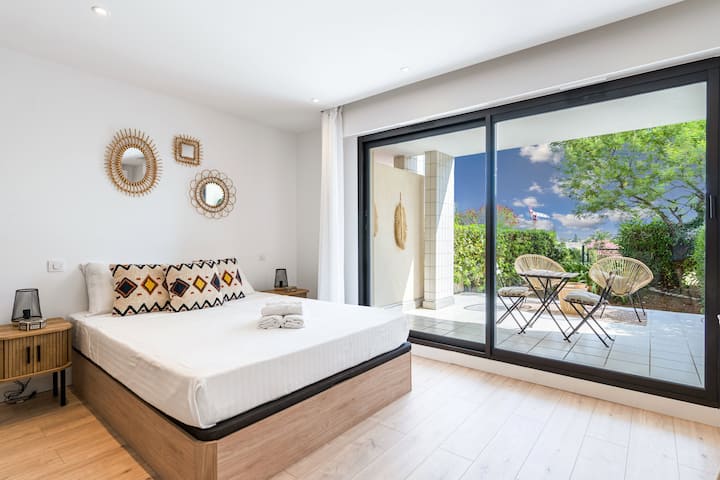 Le Palma : Chic, Piscine, Clim & Terrasse - Golfe-Juan